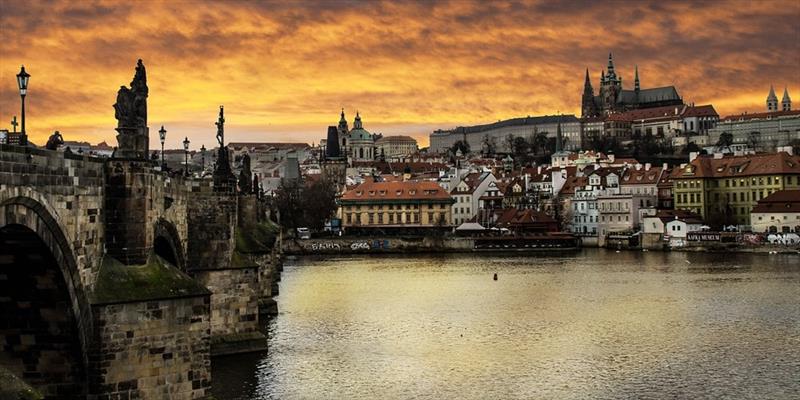 Where is Prague? Map, Country, Timezone, Language, Nearby Cities - Wise ...